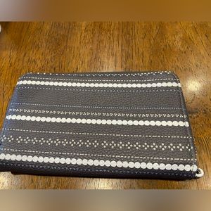 thirty-one - Poshmark